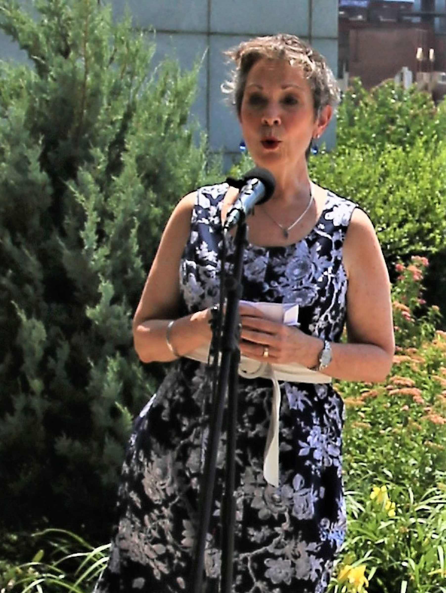 Philip Brunelle Honored to Ring Minnesota Liberty Bell - VocalEssence